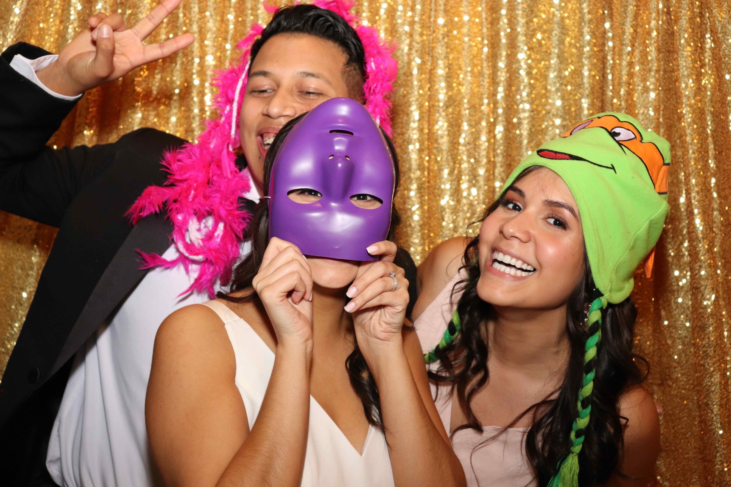 Toronto Photo Booth Rental - Toronto Wedding Photo Booth