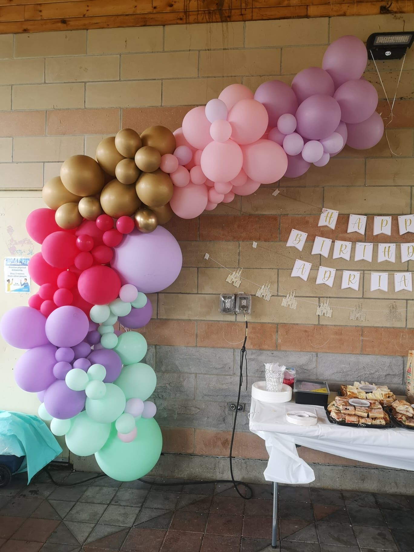 Newmarket Balloon Delivery Company | Toronto Balloon Décor